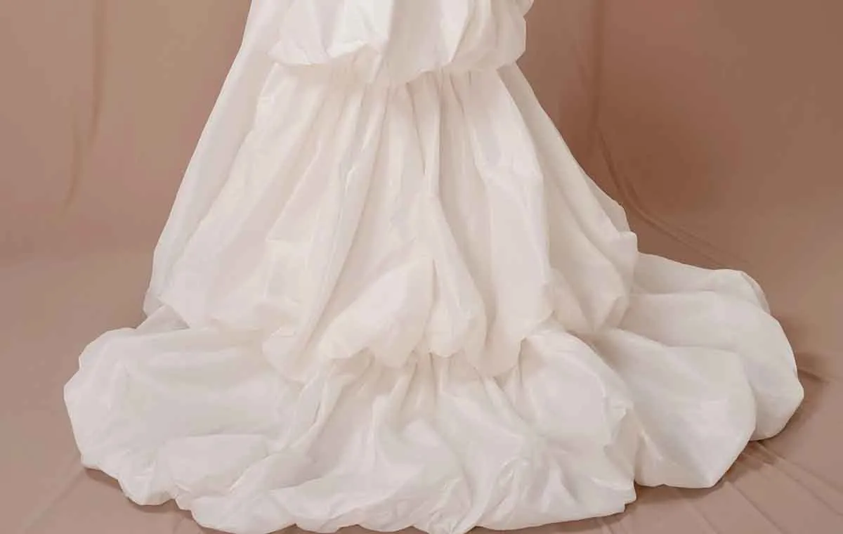 Court Train Wedding Dresses, Medium-length Train Bridal Gown - VQ