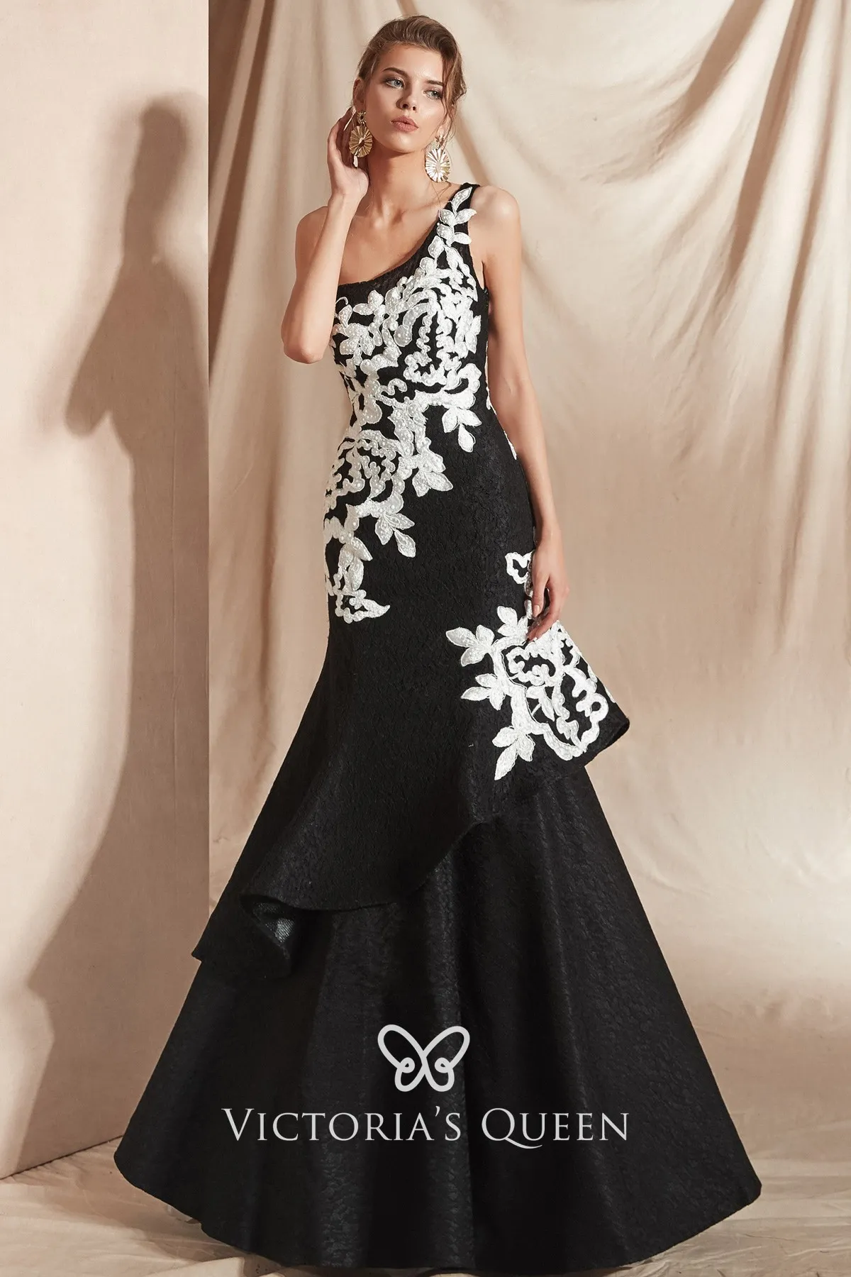 Unique Black & White Two-tone One Shoulder Prom Dress - VQ