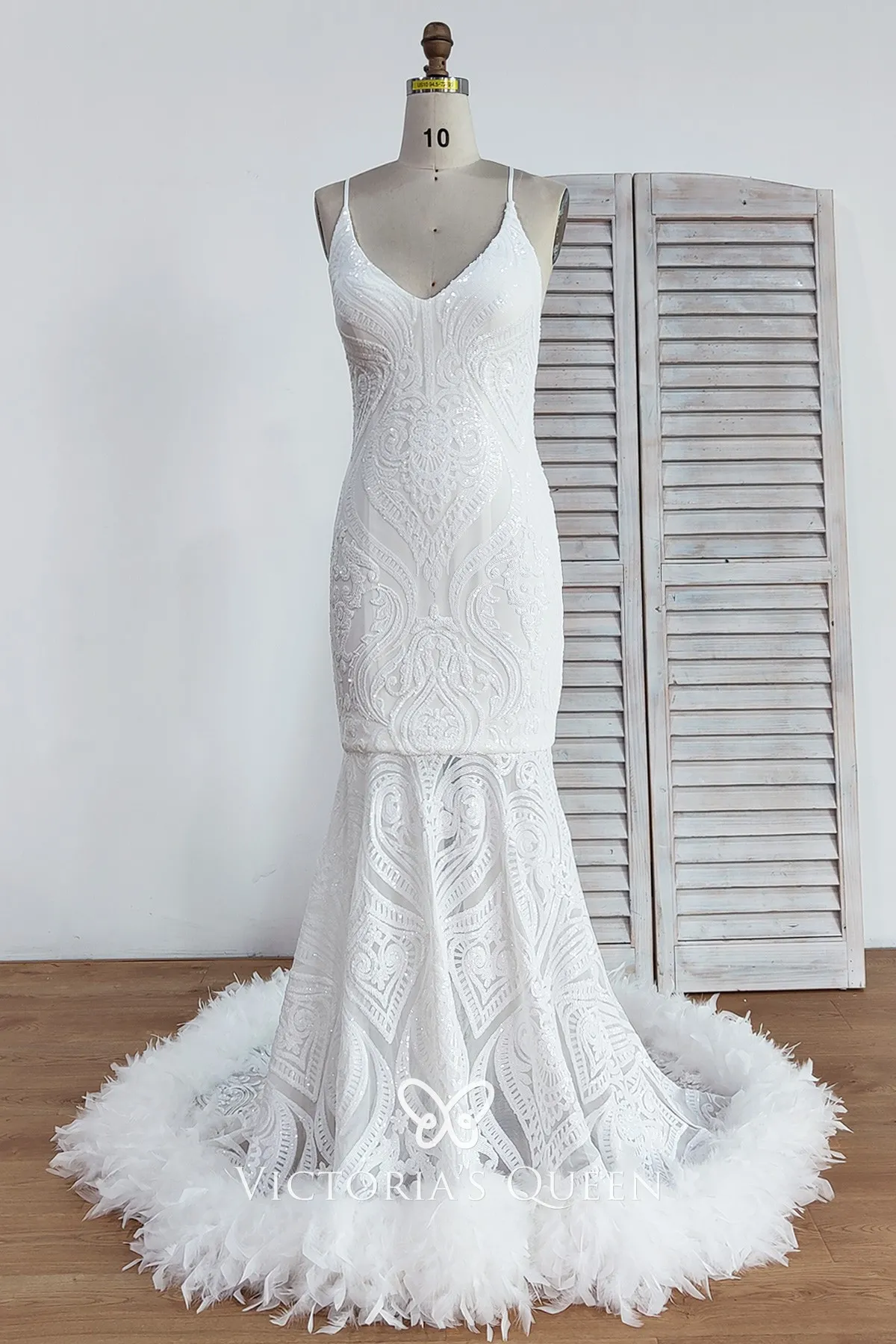 Unique Spaghetti Strap White Feathered Trumpet Prom Dress - VQ