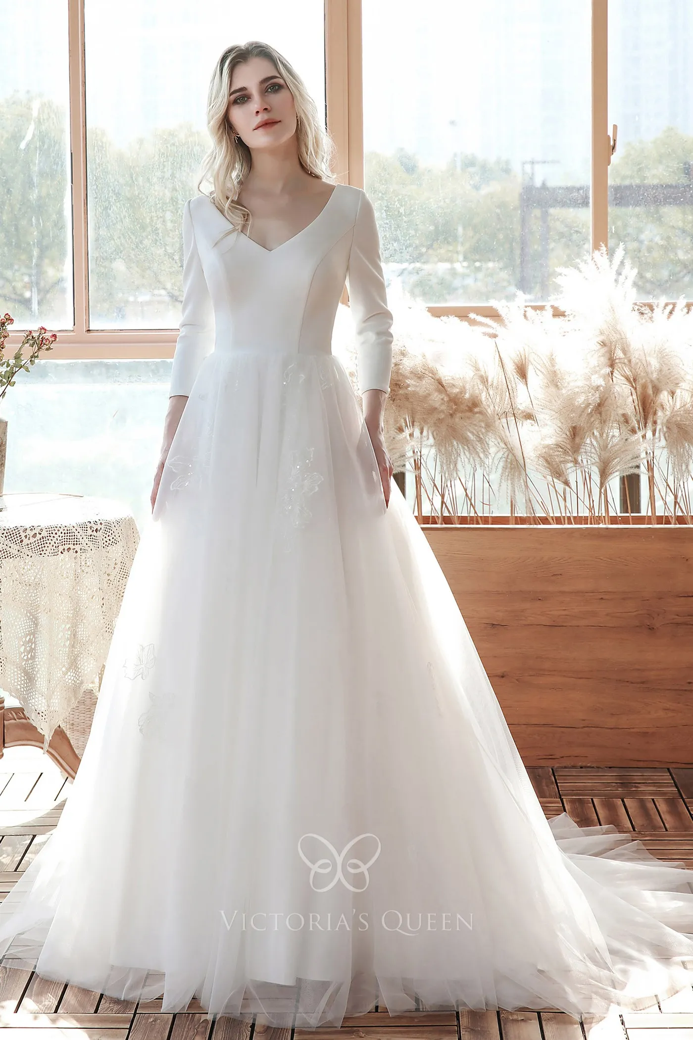Demure 3/4 Sleeves Glitter Lace Satin Tulle Wedding Dress - VQ