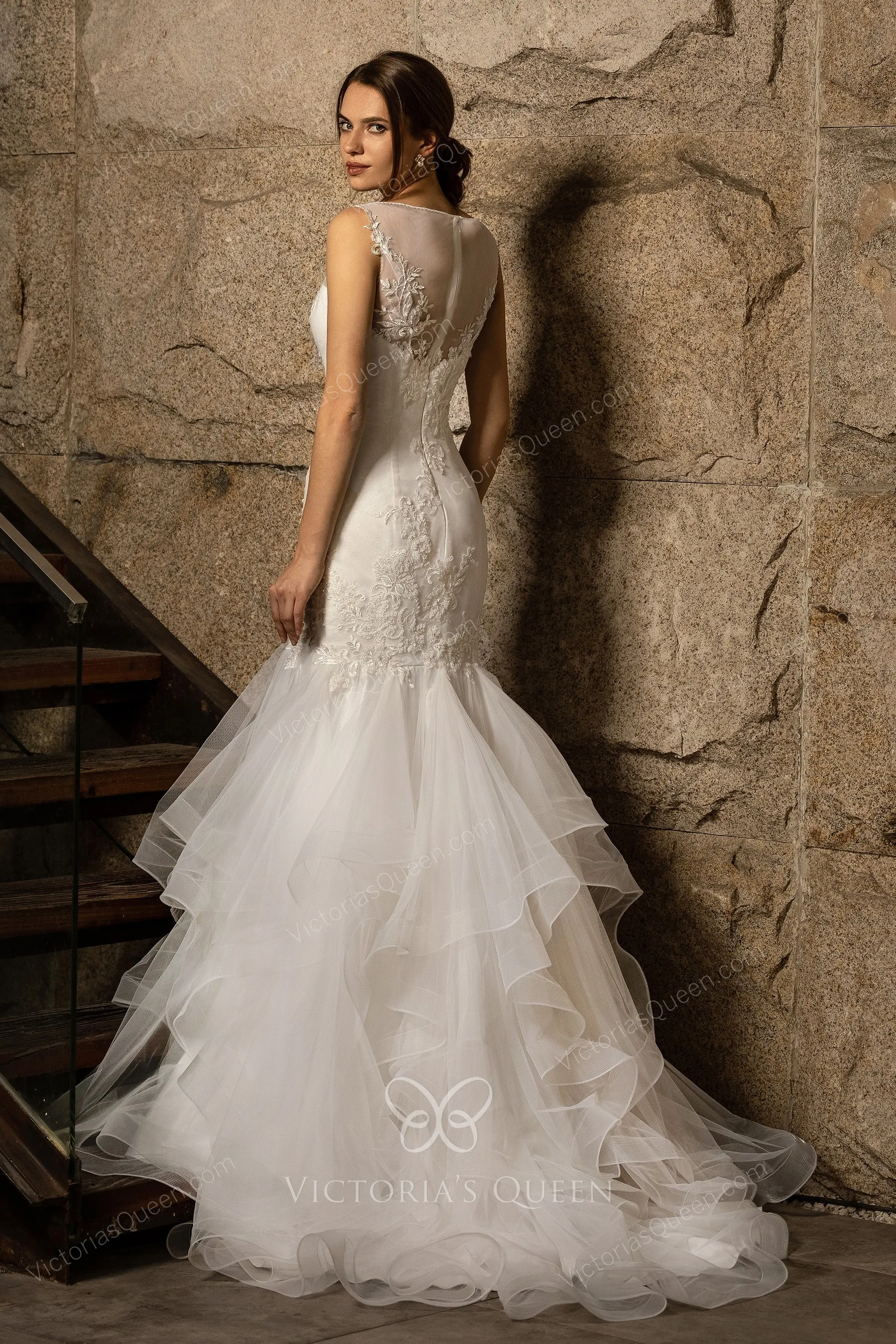 Exquisite Beaded Lace Tiered Tulle Mermaid Fall Wedding Gown - VQ